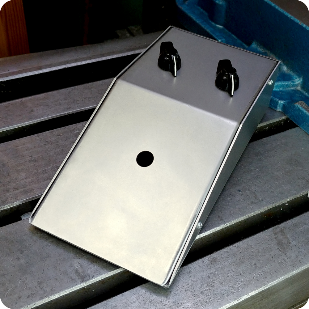 Tone Bender MK1 'FUZZCASES' Enclosure - With Pressed Dimple Tone Bender MK1 'FUZZCASES' Enclosure - With Pressed Dimple