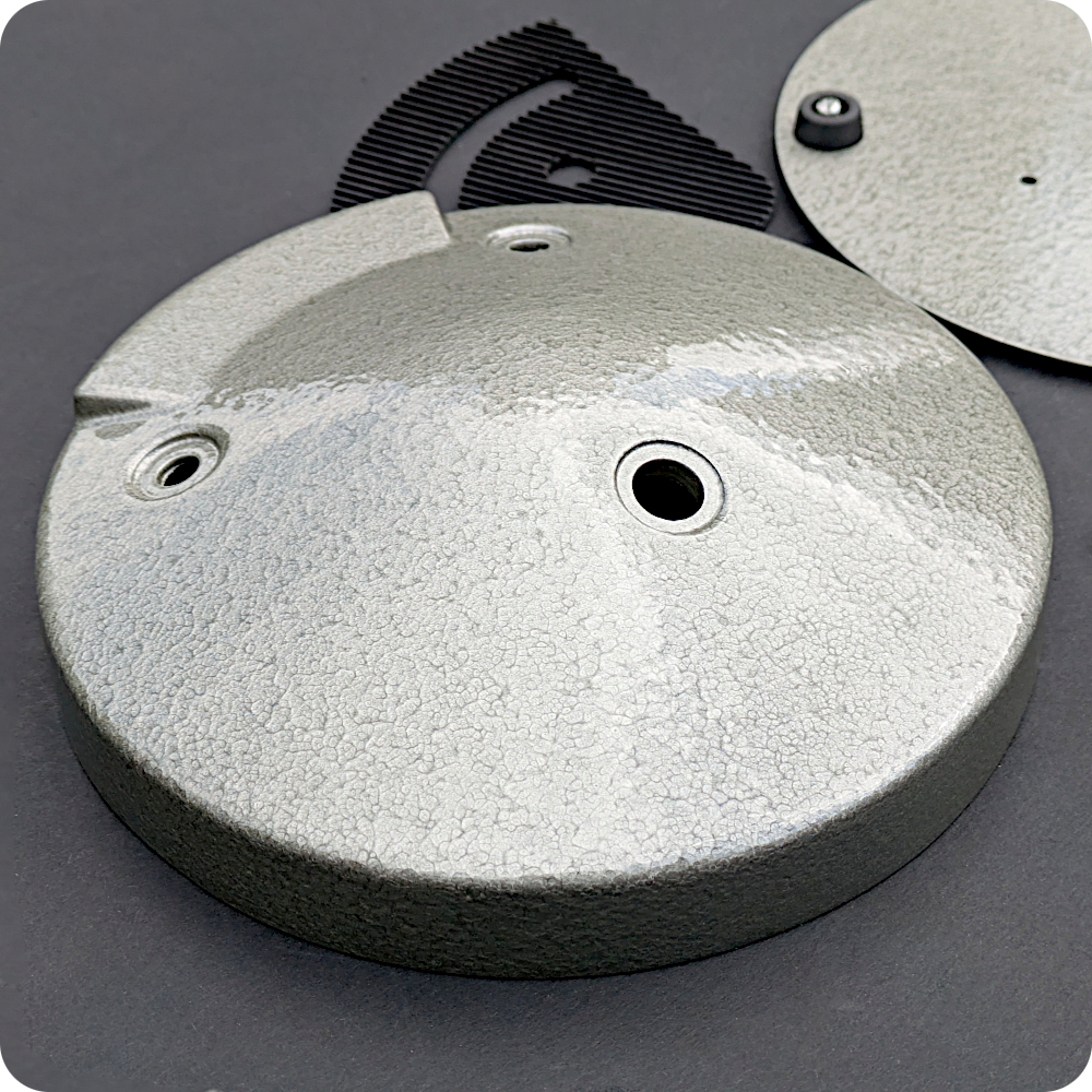 '66FC VSGH' Enclosure - Drilled with 'Cliff' Jacks, Rubber Beard, Back ...